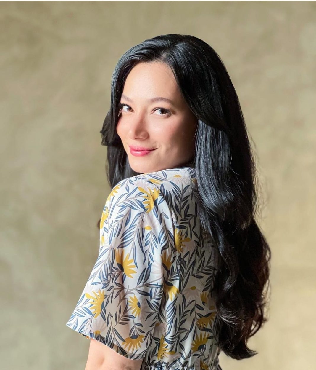 Ibu Anak 5 Makin Cantik Pada Usia 50, Wajah Terkini WILMA MUHAMMAD Raih ...