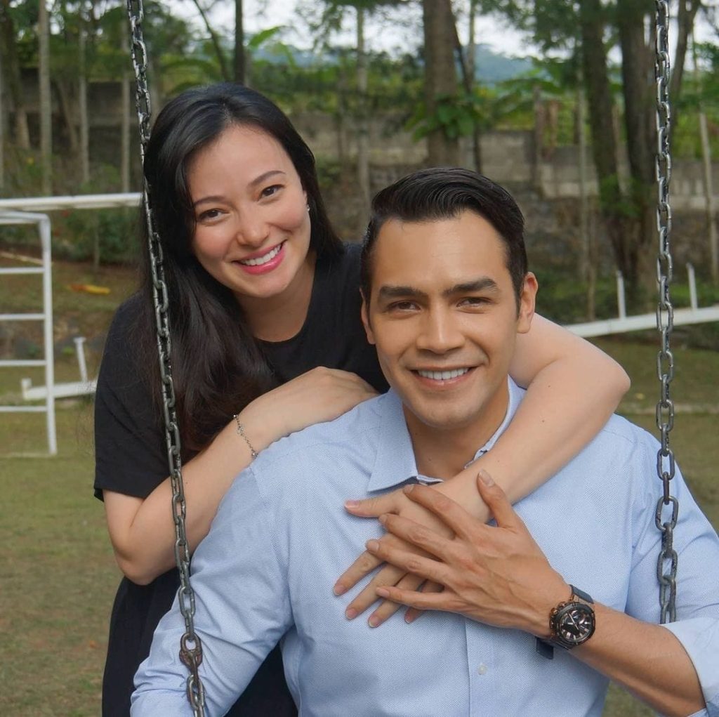 Persis Allahyarham Ibu, Nurnilam Sari Puteri Datuk M. Nasir Selamat ...