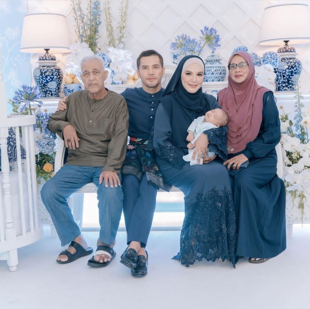 Dekorasi Mewah & Elegan Pilihan DATIN SERI SHAHIDA Untuk Majlis Akikah ...