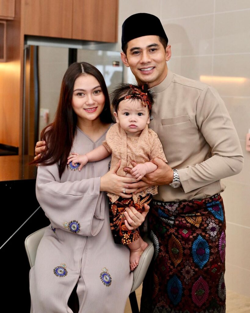 Genap Setahun & Dah Ada Adik, Birthday Wan Khaleeda Anak Fizo & Fazeera ...