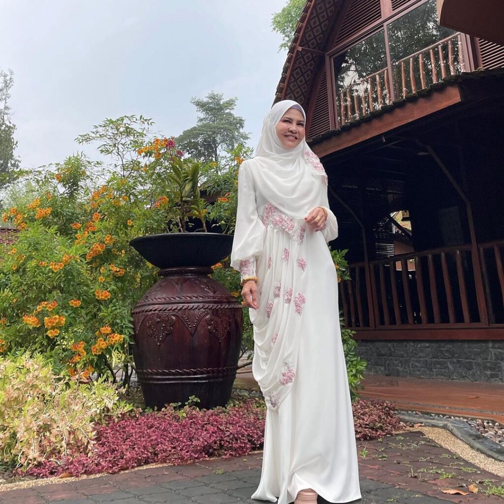 Pernah Duduk Setinggan & Rumah Bocor, Jutawan Bonda Rozita Ibrahim Akui Jadi Kaya Pun Ujian!