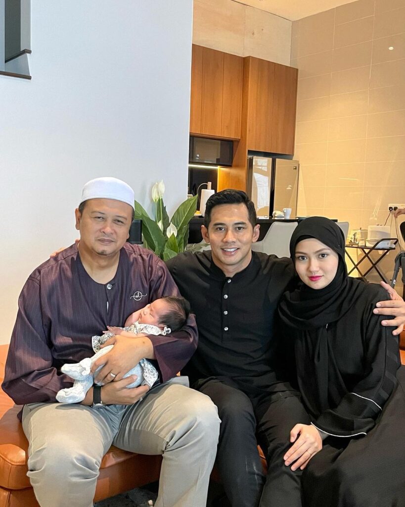 Genap Setahun & Dah Ada Adik, Birthday Wan Khaleeda Anak Fizo & Fazeera ...