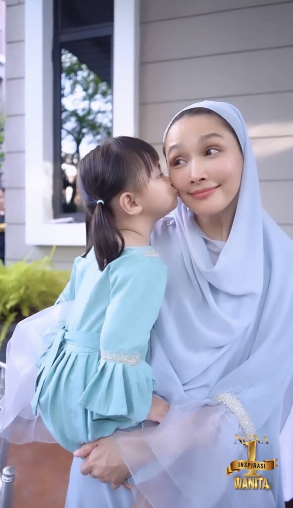 Raut Wajah Ayu Tunku Puan Mahkota Kedah, Che Puan Nur Julie Dah 2 Tahun ...