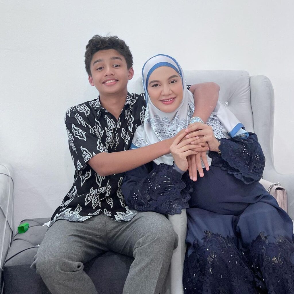 Datin Seri Shahida Syukur Anak Tunai Haji Usia 15 Tahun, "Moga Jadi Anak Soleh & Bimbing Adik-Adik!"