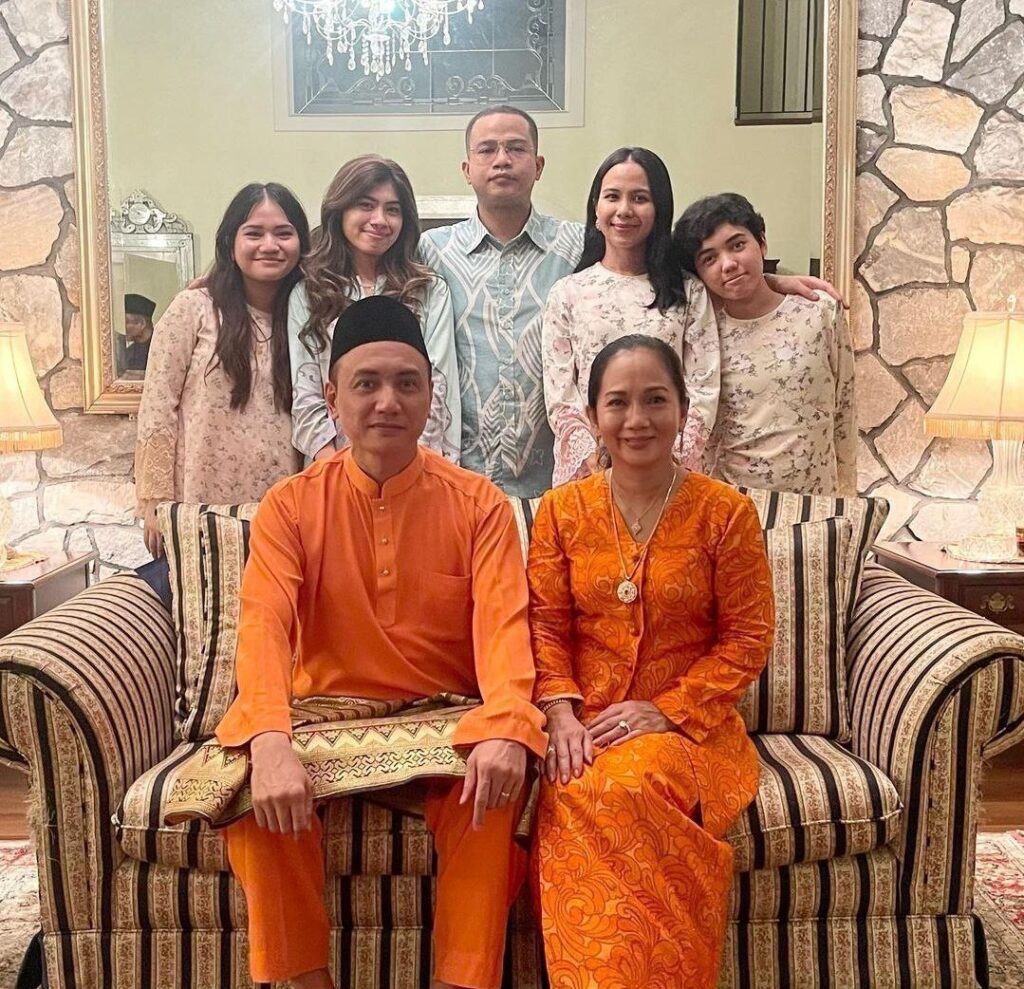 " I Am Still The Lucky One!". DATO ACIS Ungkap Rasa Syukur Sempena ...