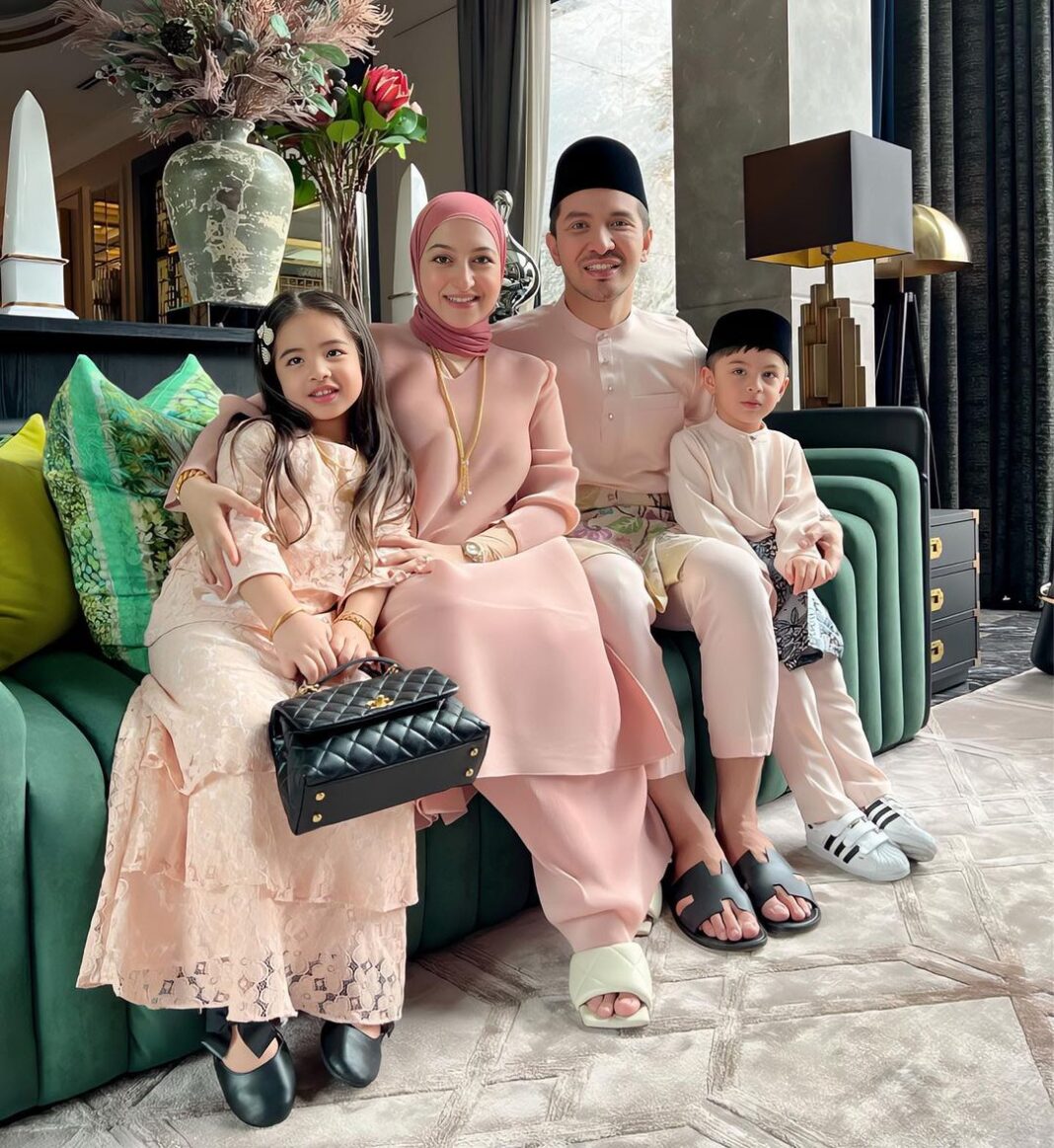"Gambar Pertama Kami Berlima," Isteri Cantik Dato' Azril Bersalin Anak Ketiga Malam Aidiladha!