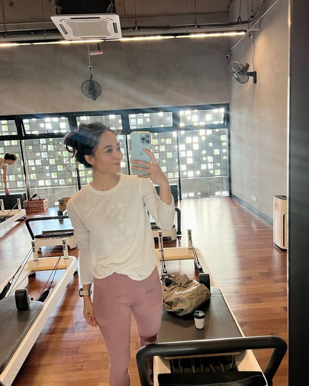 Bekas Pramugari & Pelajar ‘Degree’, Fazeera Nazri Makin Cantik Berseri ...
