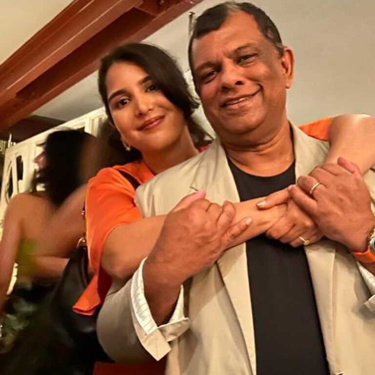 Tuah Anak Jutawan AirAsia, Stephanie Fernandes Cantik Usia 30, Bijak ...