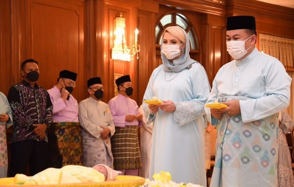 TENGKU MUHAMMAD JOHAN PETRA Nama Pilihan Tengku Mahkota Kelantan & Che ...