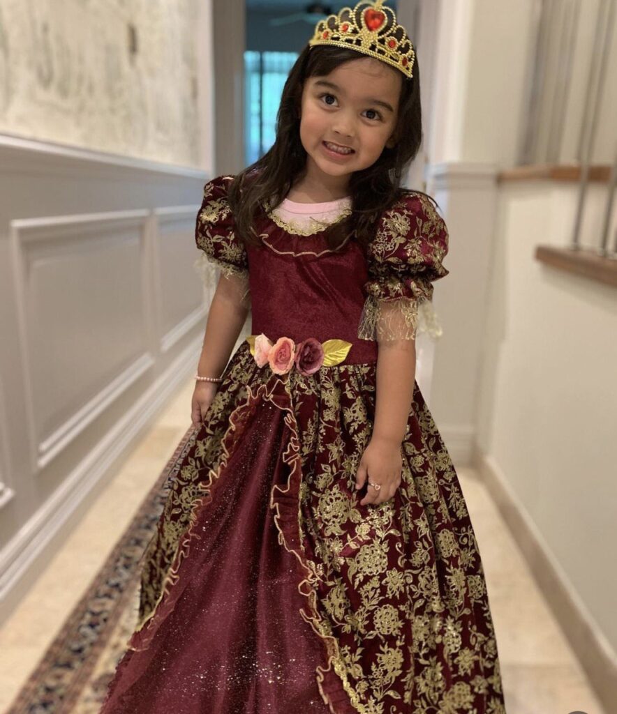 Ibu Anggun Usia 56 & Penjawat Awam Berdedikasi, Dato' Sri Suriani Ahmad ...