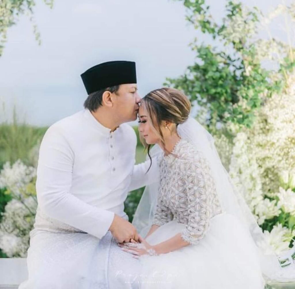 INTAN NAJUWA Kini Isteri Datuk Ahmad Asraf, Terima Mas Kahwin RM20K ...