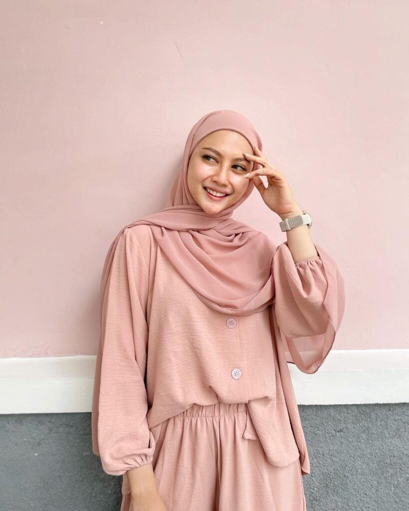 Pernah 'Viral' Dek Wajah Cantik & Berani Jadi 'Peacekeeper', Hikma Nur ...