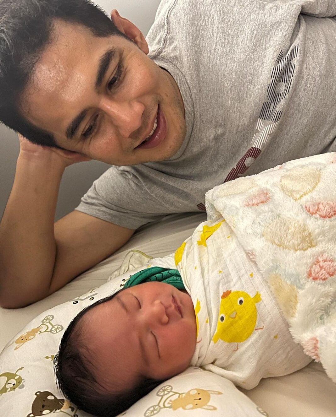 "Sekali 'Push' Je Baby Keluar," Fazeera Syukur Bersalin Anak Kedua ...