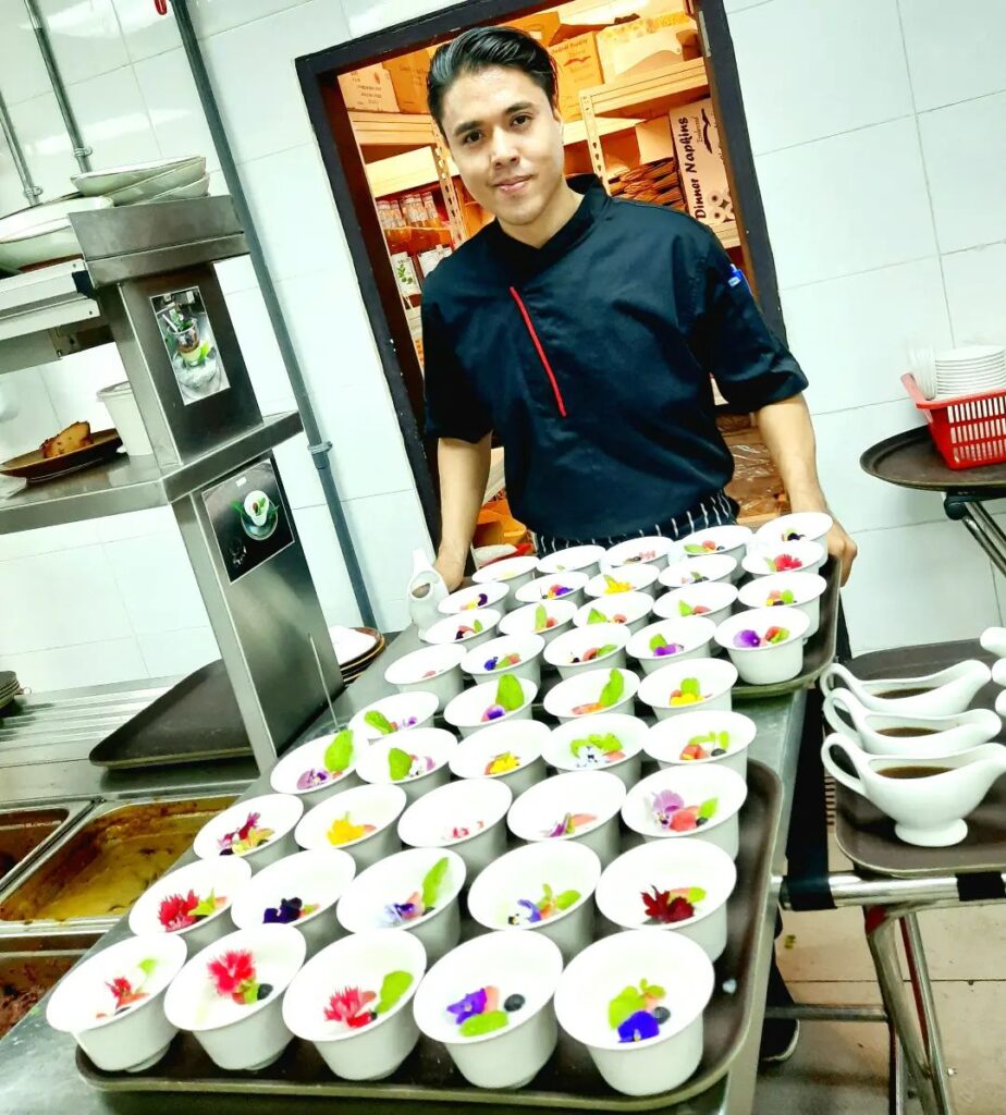 "My Lovely Son Masakkan Untuk Saya," Beruntung Chef Wan, Anak Prihatin ...