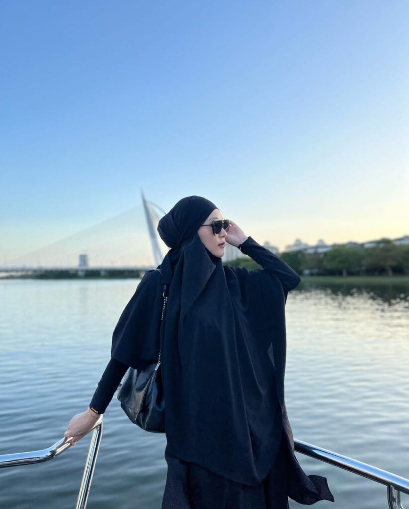 Ramai SURI RUMAH Menggunakan Produknya Tapi Tak Tahu Individu Di ...