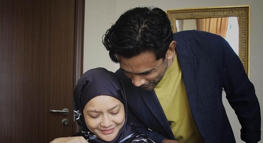 Happy 2nd Anniversary Ayahanda Tuah Alam. REMY ISHAK & EZZA YUSOF ...
