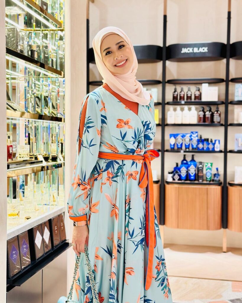 Tahun Terakhir Dalam Lingkungan 40-an, Kini ATILIA HARON Pilih Hidup ...