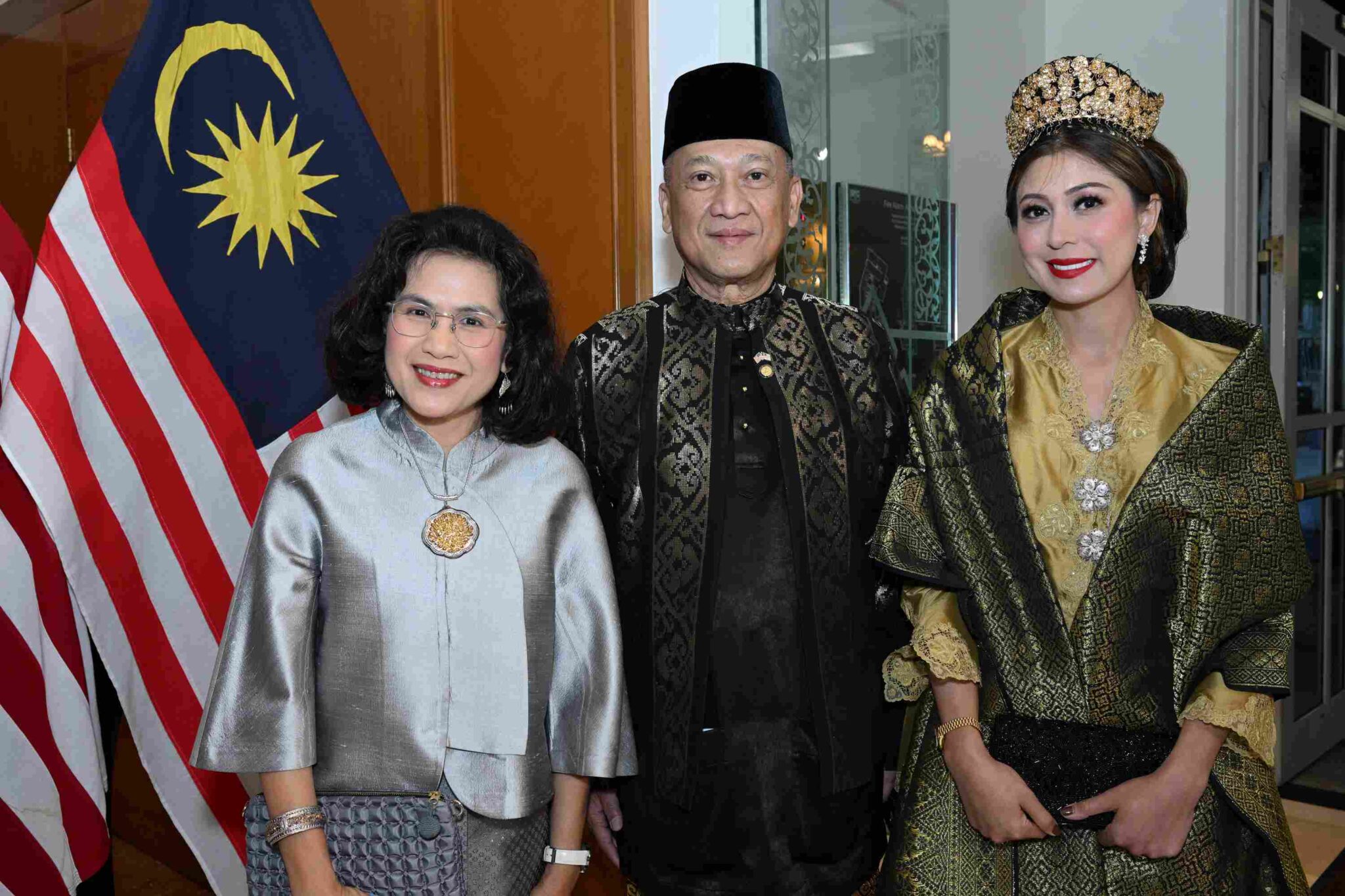 Gegaran Suara, Jiwa 'Kelate' Di Washington, Pasangan Duta Besar ...