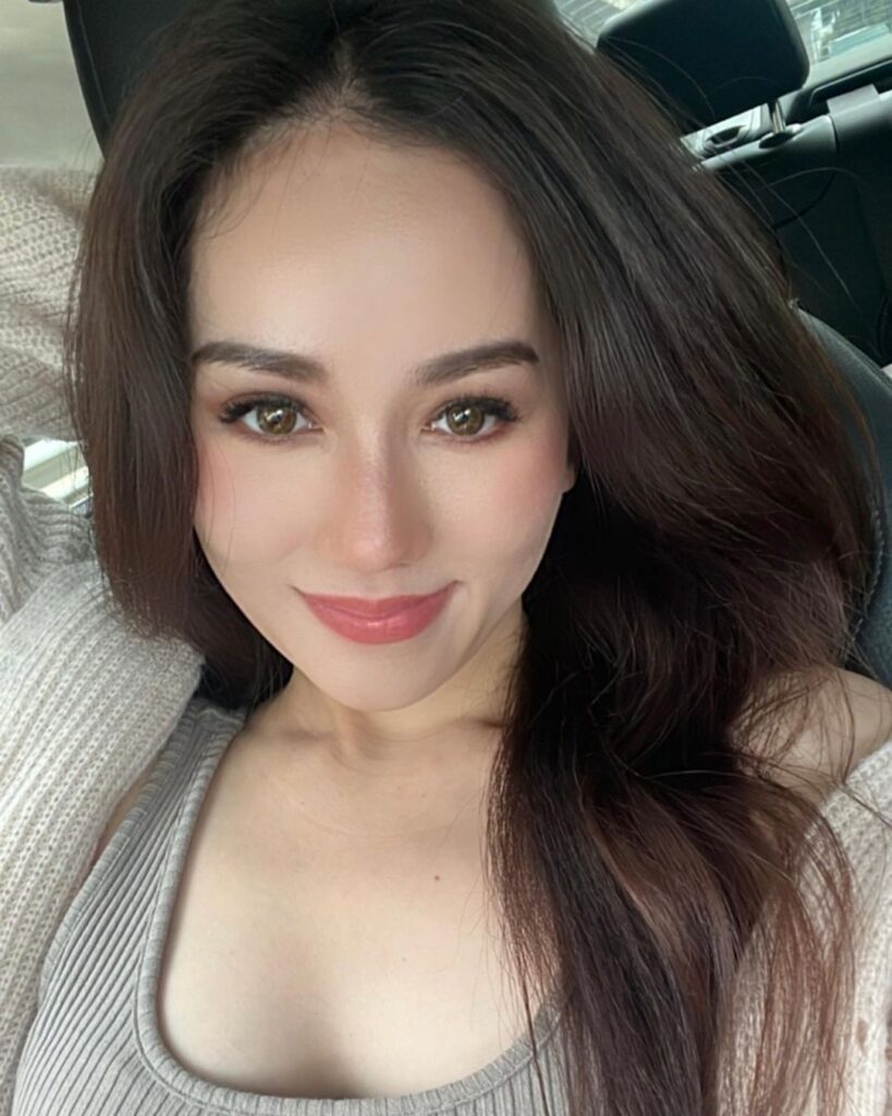 Ada Ijazah Dietetik & Kacukan Melayu-Cina-Arab, Sophia Albarakbah Warisi Gen Cantik Ibu!