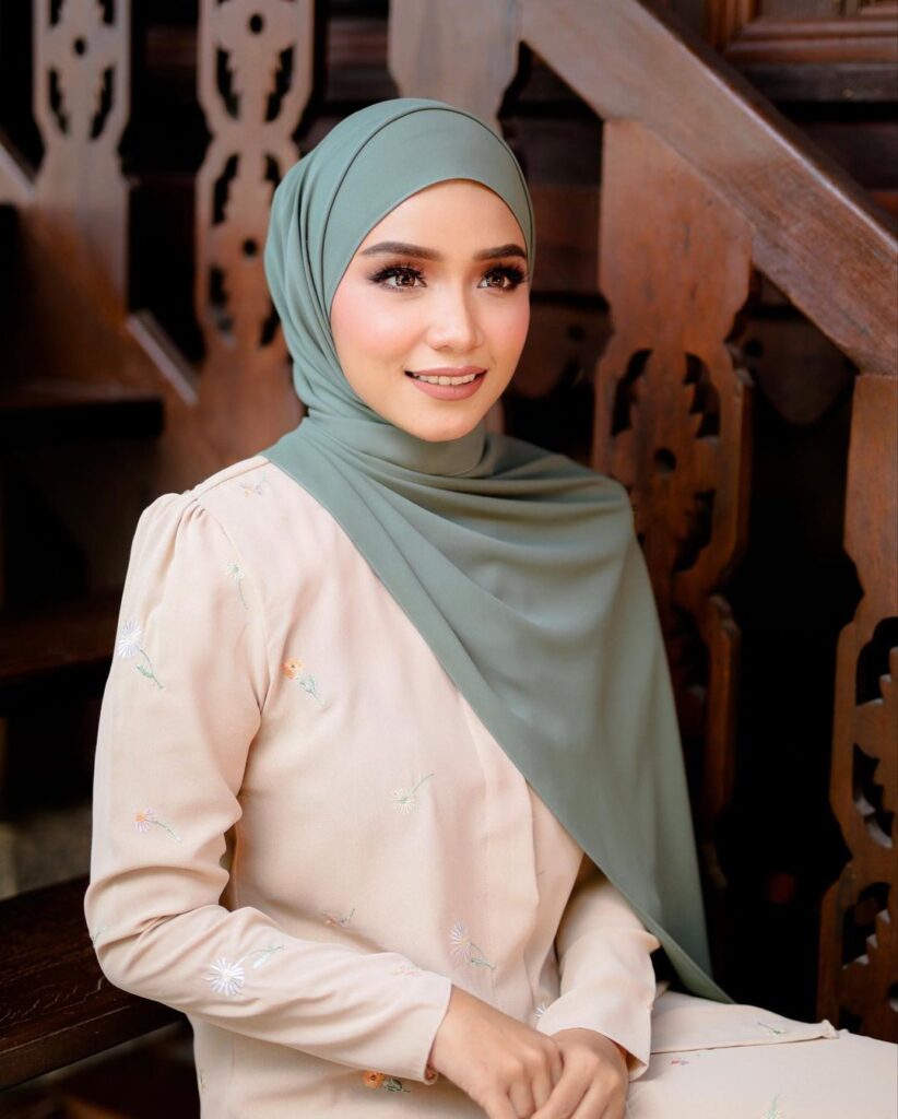 Ummi Nazeera Tegaskan Wanita Perlu 'Self Reward' Diri Sendiri Sekali ...