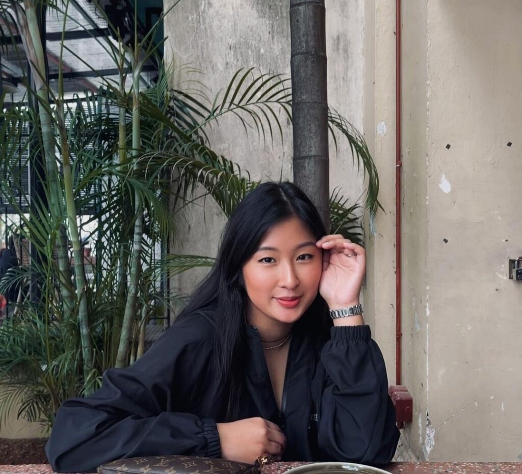 Raut Wajah Lembut & Bergelar Isteri, Kecantikan Nadiah Anak Datuk Ramli ...