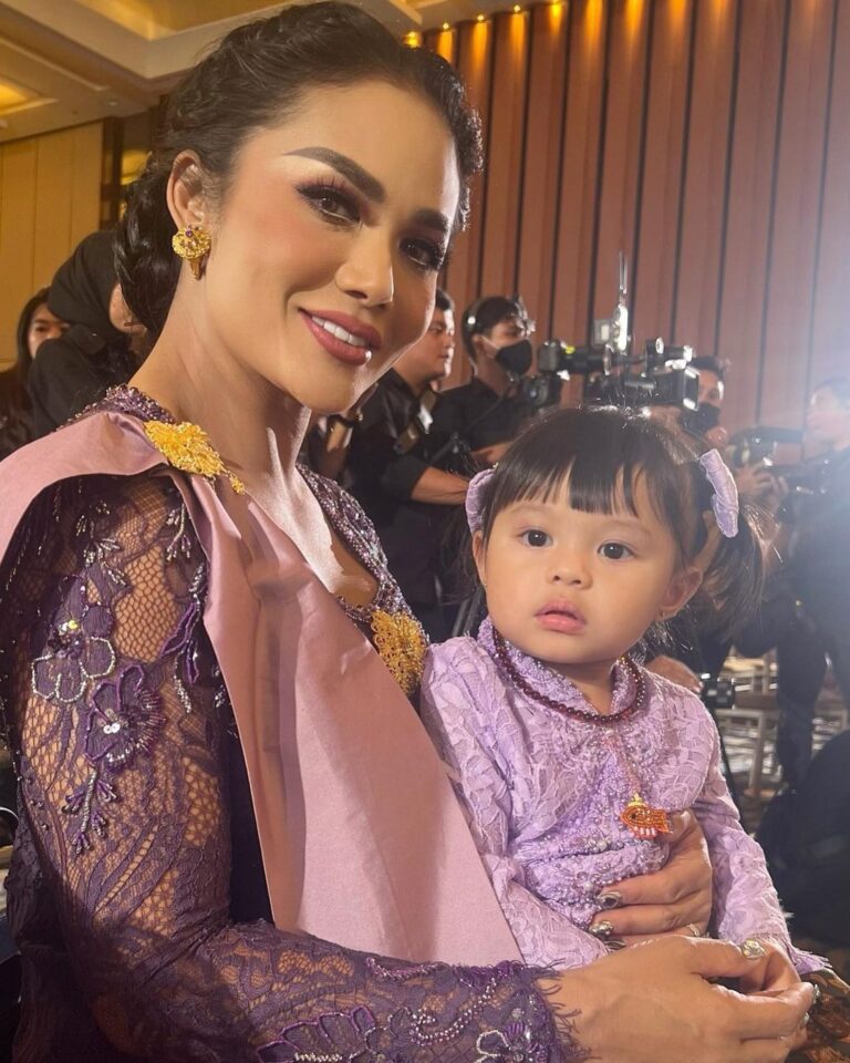 “Saya Memenuhi Impian Ibu..” Rasyidah Abu Johan Penyampai Wanita Melayu ...