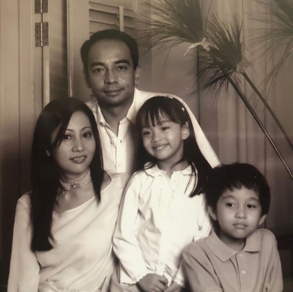 Anak Bekas Gabenor Bank Negara & Ada PhD, Dato’ Dr Azlina Aziz Lambang ...