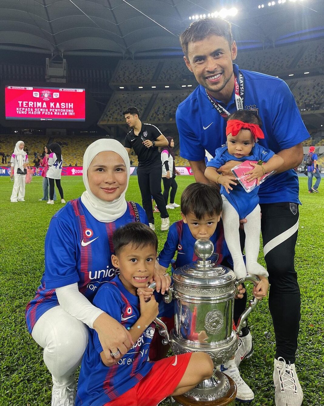 9 Tahun Jadi Suri Hati Aidil Zafuan, Wajah Jelita Zarema Zainal Ibu 3 ...