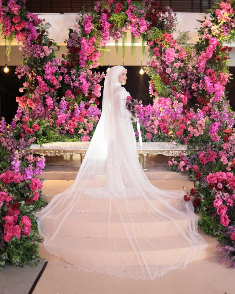 Cantik Bak Cinderella Muslimah! Wajah ‘Glowing’ Syafiqa Melvin Lepas ...