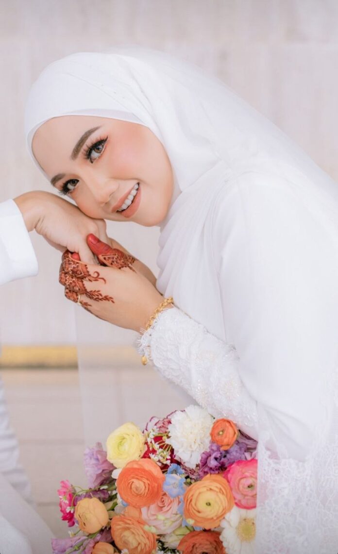 Berjaya Tunai Impian Arwah Ayah Jadi Doktor, Syafiqa Hayra Anak Mr Os ...