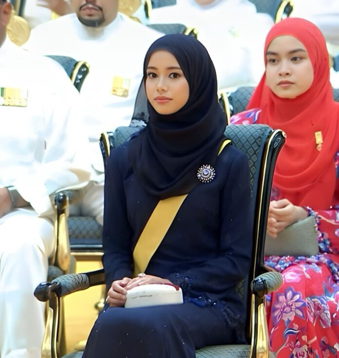 Ayunya, Berusia 20 Tahun Puteri Bongsu Sultan Terengganu Warisi ...