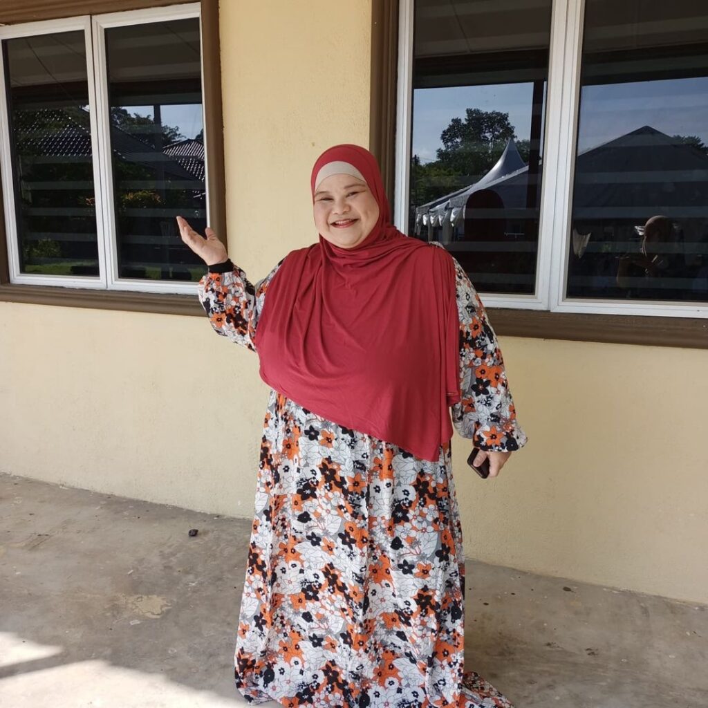 Tawaran Berlakon Makin Kurang, Syanie Hisham Tak Putus Asa & Ligat ...