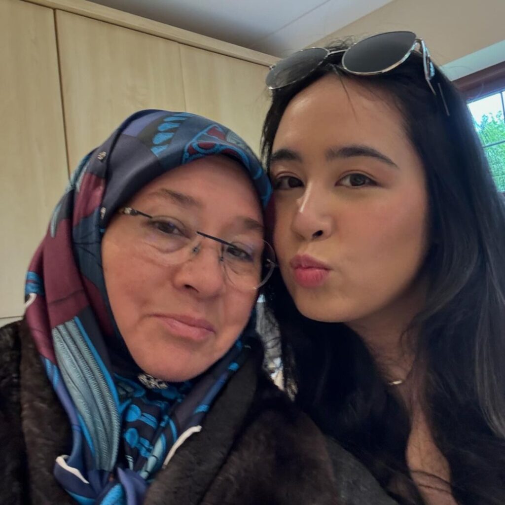 “My Miracle Child,” Iras Wajah Ibunda Tunku Azizah, Tengku Puteri Jihan ...