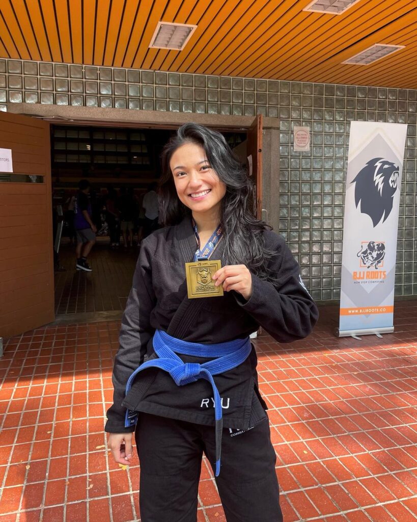 Potret Bahagia Puan Sri Tiara Rai Syawal, Wajah Cantik Hani Karmila ...