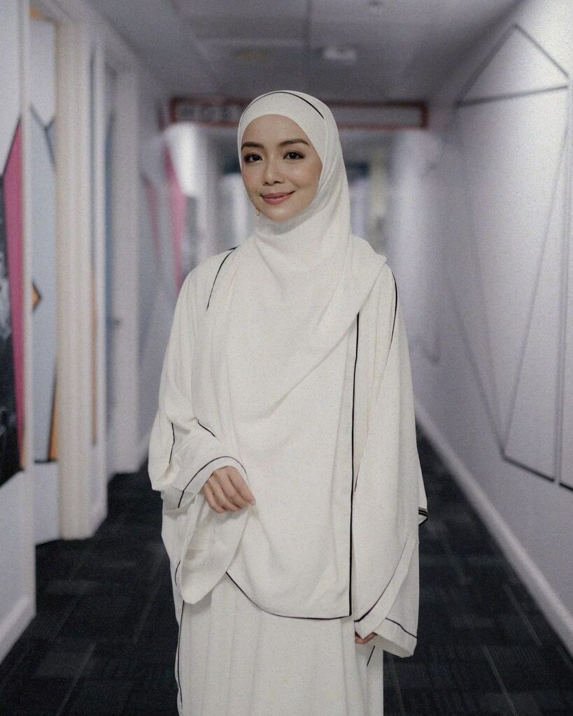 Pernah Terpilih Ke Pentas ‘Runway’ Dior SHIKIN GOMEZ Model Malaysia ...