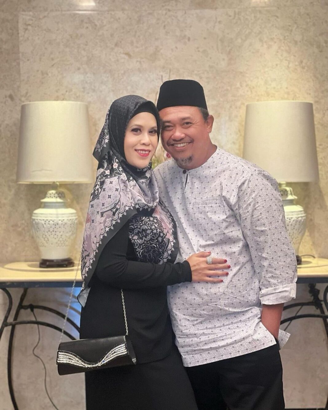 Demi Anak, DATIN ARIANIE & DATO' HATTAN Sanggup Upah USTAZ Datang Ke ...