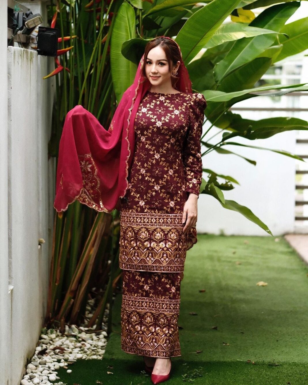 SOPHIA AL BARAKBAH Inspirasi Wanita Cantik Dan Bijak! Rupanya Graduan ...