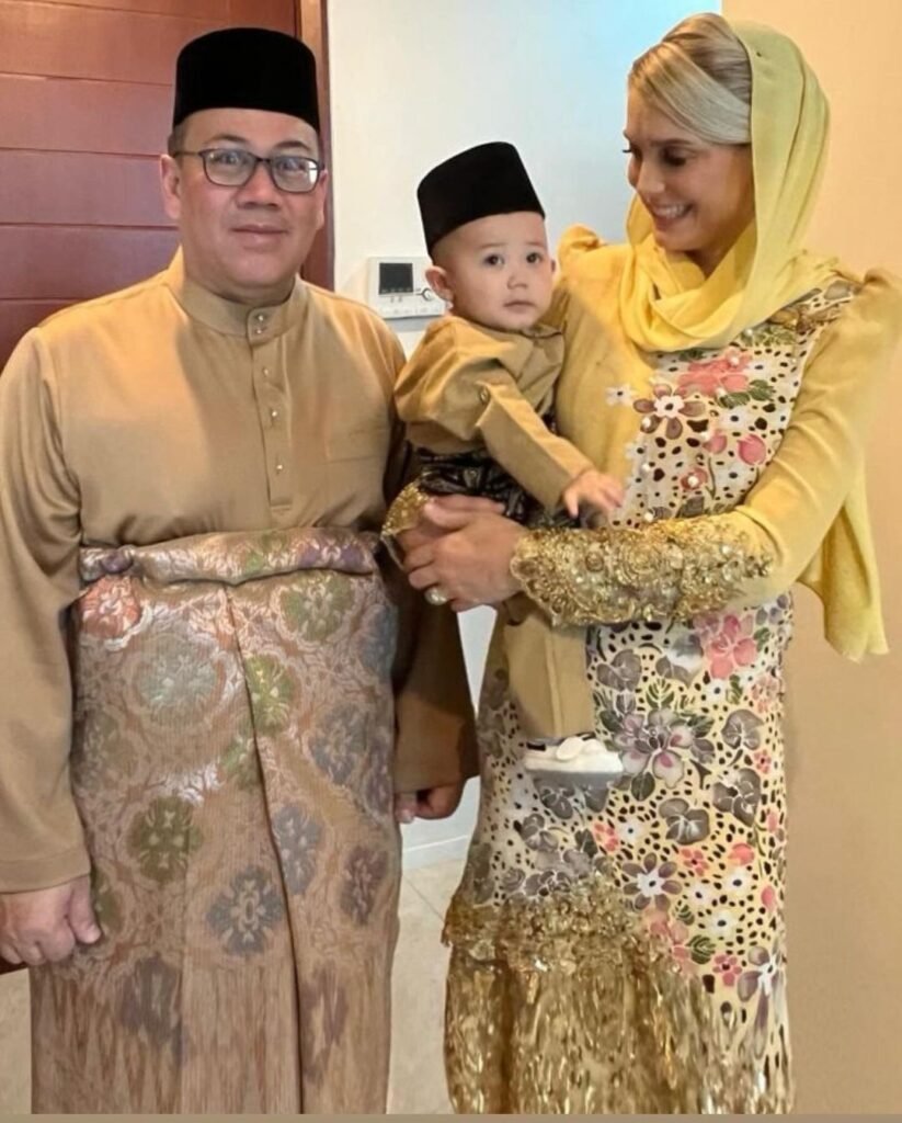Sambut Ulang Tahun Hari Kelahiran, Che Puan Sofie Ibu Tengku Muhammad Johan Anggun Usia 38!