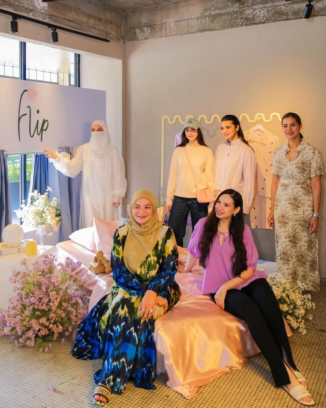 Athisha Khan Ikut Jejak Langkah Neelofa, Kini Lancar Jenama Lifestyle Flip!