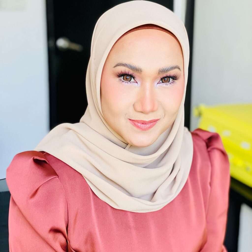 Lebih 2 Dekad Jadi Isteri Alvin Tham Suffian, Amy Mastura Kekal Imej ...