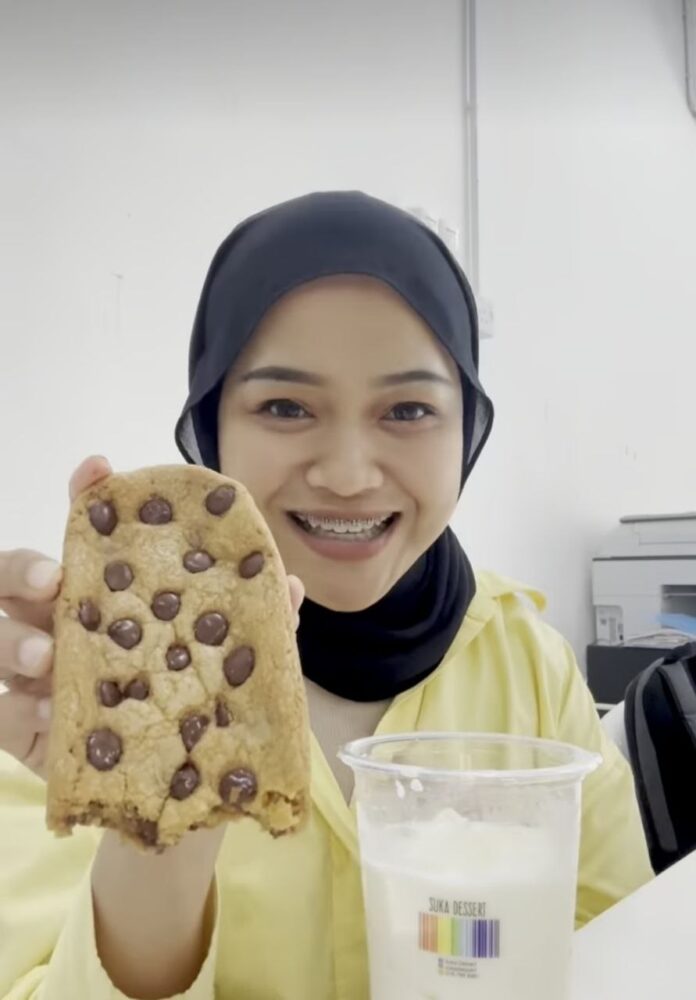 Kreatif Buat Eksperimen Dessert, Tak Hairanlah Bisnes Siti Hajar ...