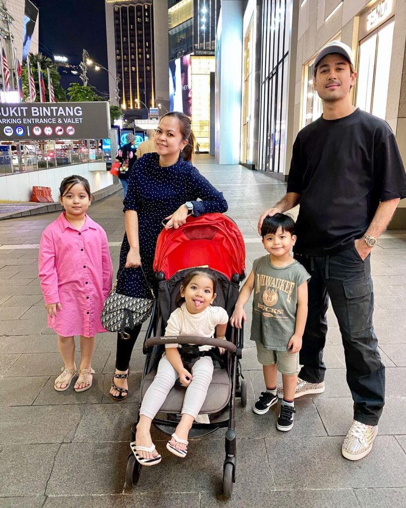 Makin Sukses Di Sabah, Pasangan Harris Baba & Nik Naziha Rancak Bina ...