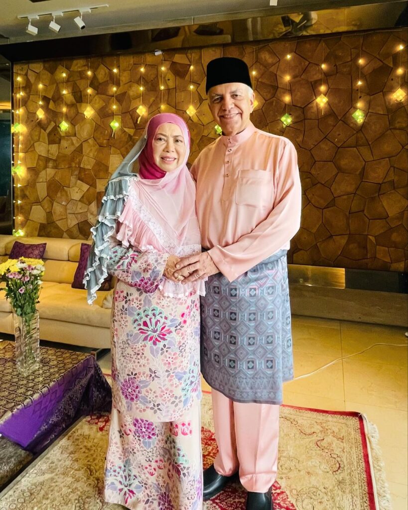 Hargai Jasa Suami Jaga Anak Waktu Sambung PhD, Lebih 4 Dekad Kahwin ...