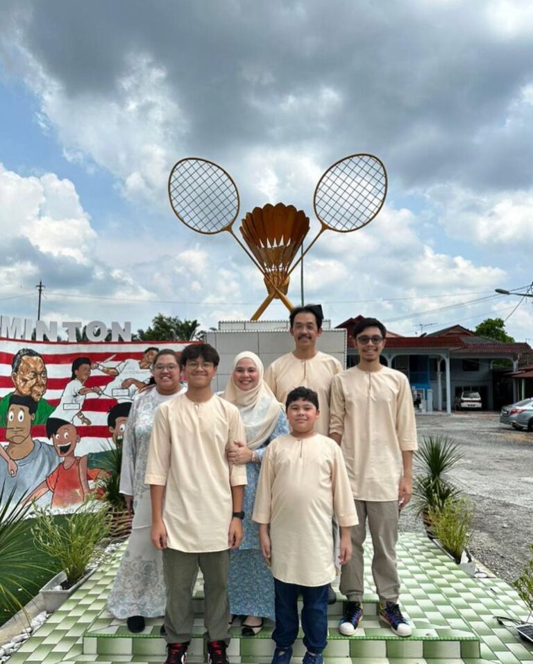 21 Tahun Kahwin, Datin Azehan Abdul Halim Bahagia Jadi Isteri Bekas ...