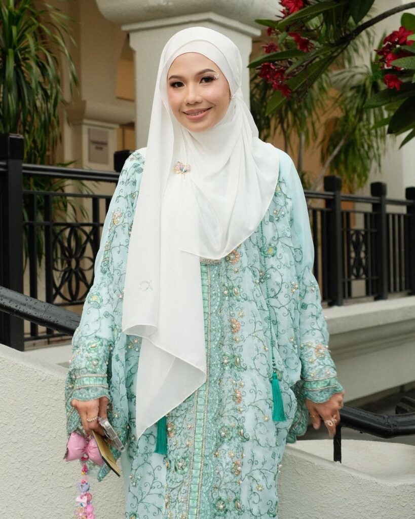 Cekal Besarkan Anak Istimewa, Zandra Aziela Bahagia Jadi Isteri Safiq ...