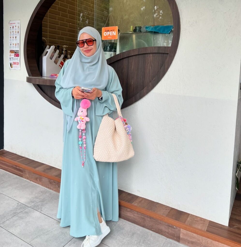 Cekal Besarkan Anak Istimewa, Zandra Aziela Bahagia Jadi Isteri Safiq ...