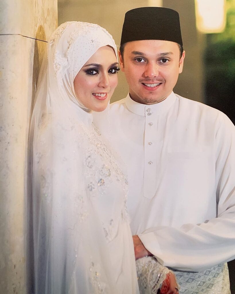 Usia Perkahwinan Cecah 13 Tahun, Suri Hati Raja Amir Shah Ini Syukur ...