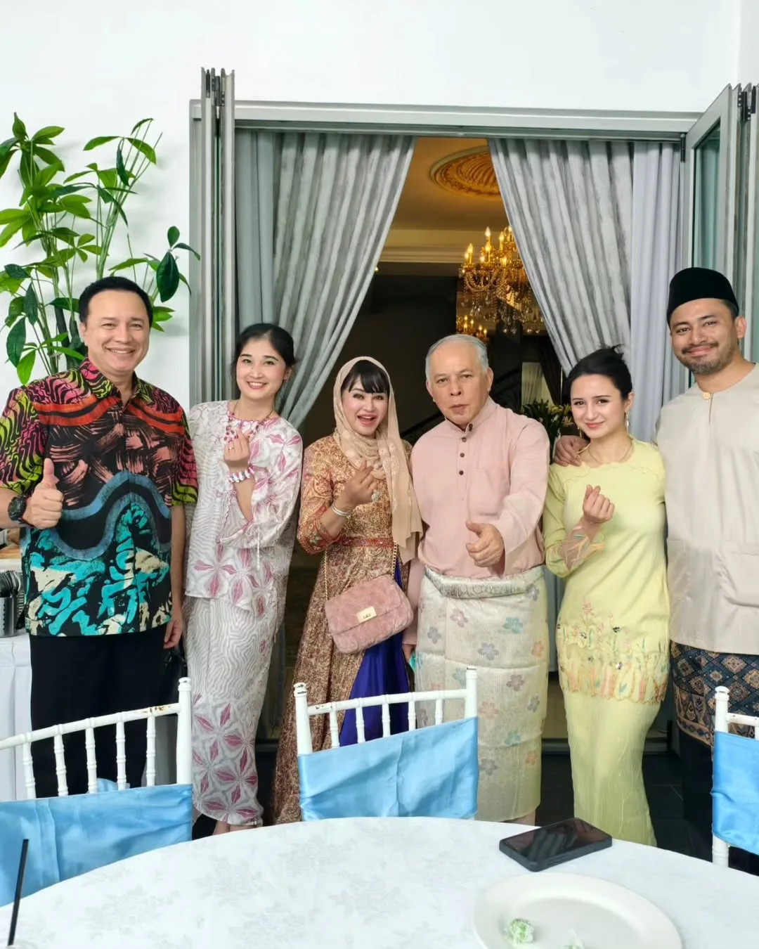 Keturunan Serani & Selesa Tampil Sederhana, Datin Sri Sasha Bahagia ...