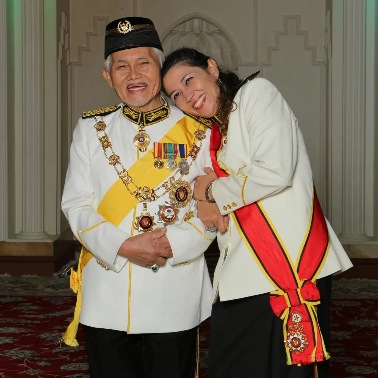 Hanifah Hajar Taib Anak Kesayangan Allahyarham Tun Abdul Taib, Galas Amanah Kesihatan Negara